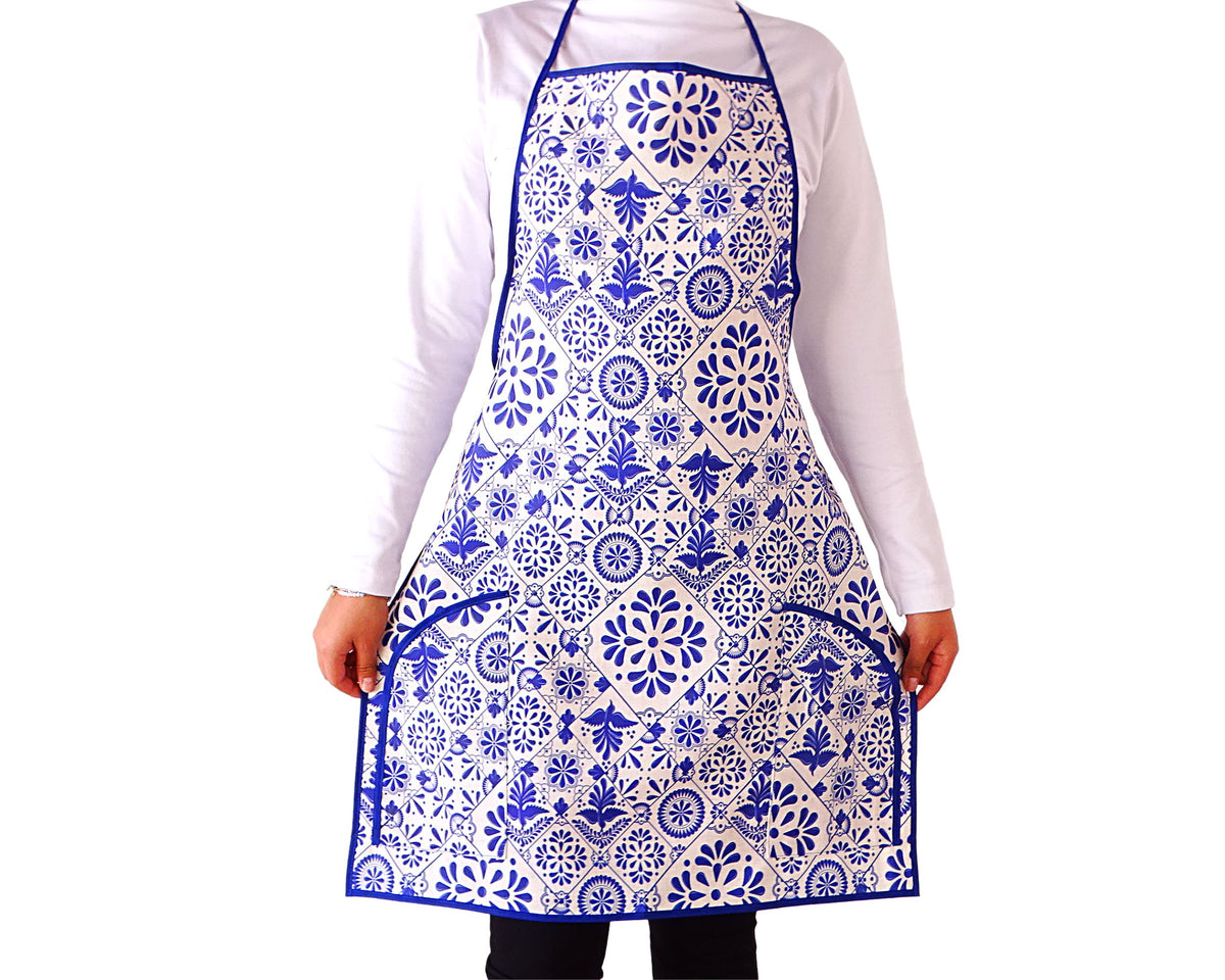 Mexican Tile Apron in Blue & White | FiestaConnect – FIESTACONNECT